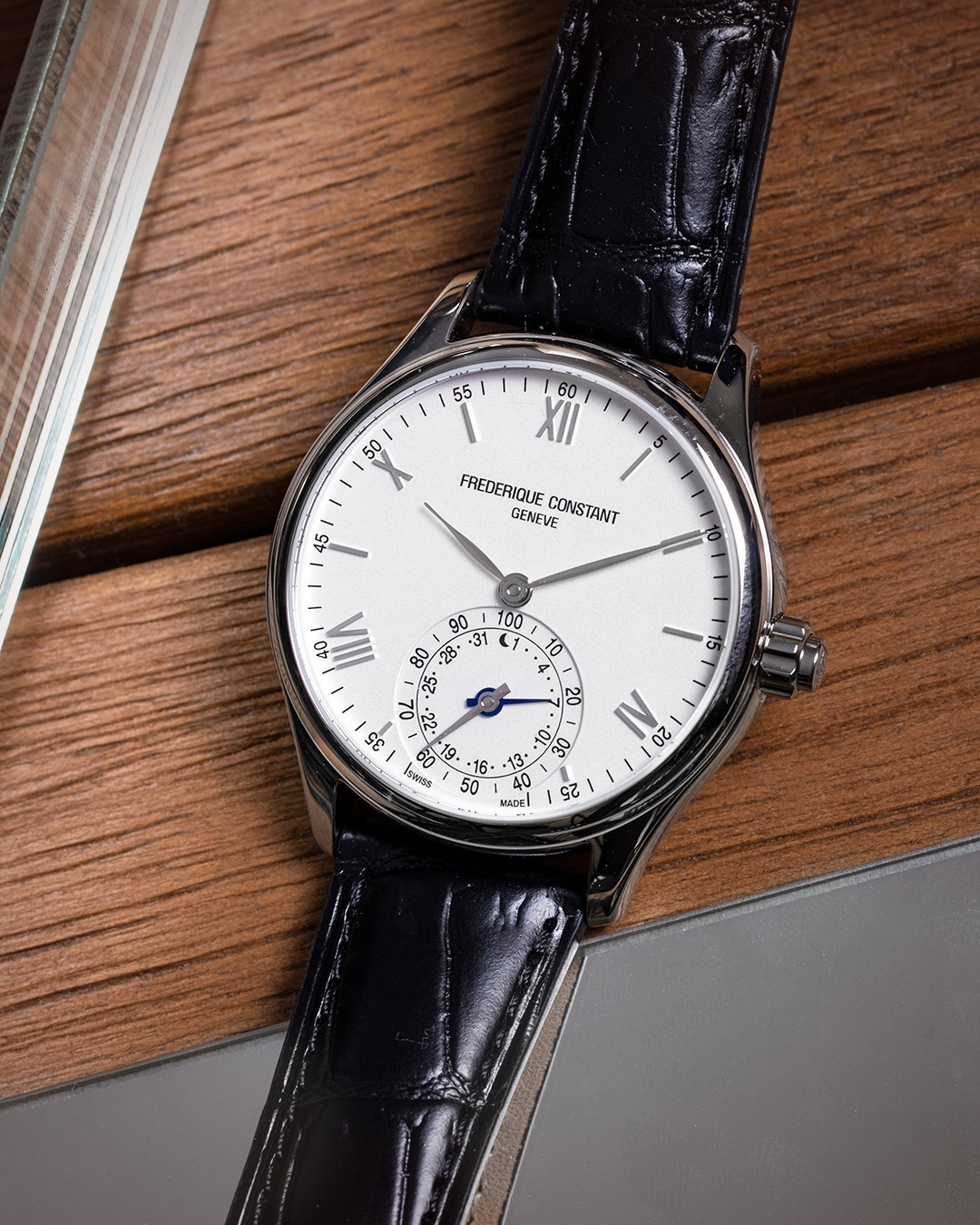 La Cote des Montres: Cresus pre-owned watch - FREDERIQUE CONSTANT HOROLOGICAL SMARTWATCH GENTS ...