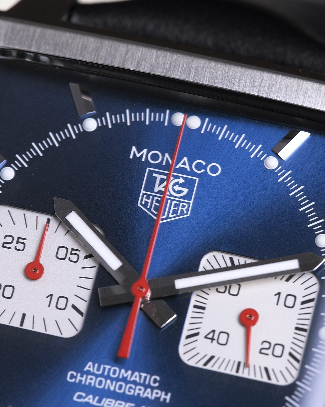 La Cote des Montres: TAG HEUER Monaco quote - CAW21111